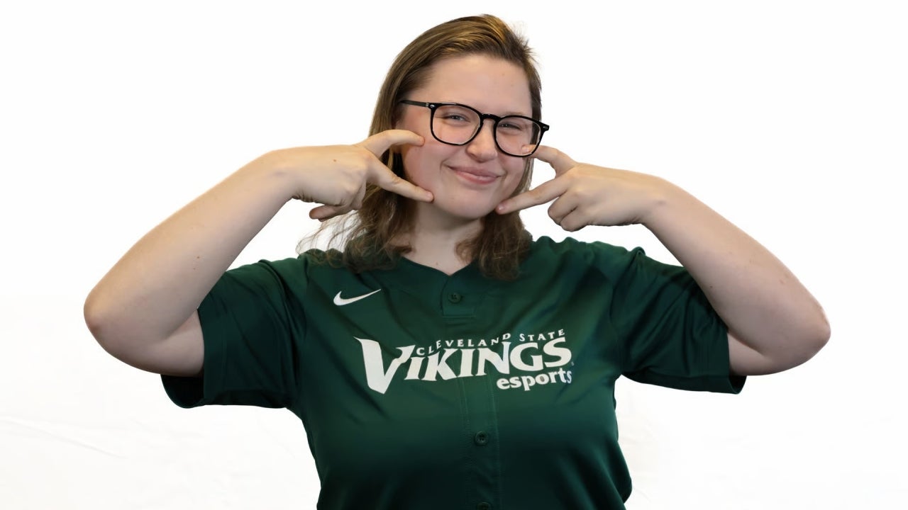 Freshman Spotlight Marissa O’Connor, "umi," Valorant Academy ...
